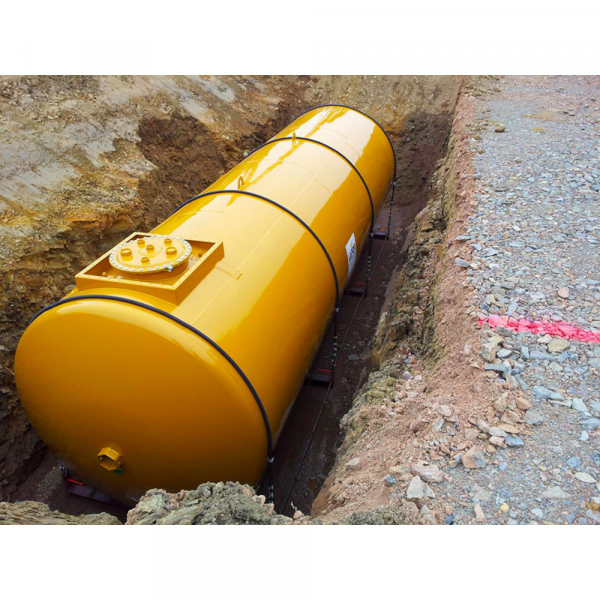 Cuve enterrée équipée de stockage essence 3000 L | Achatmat